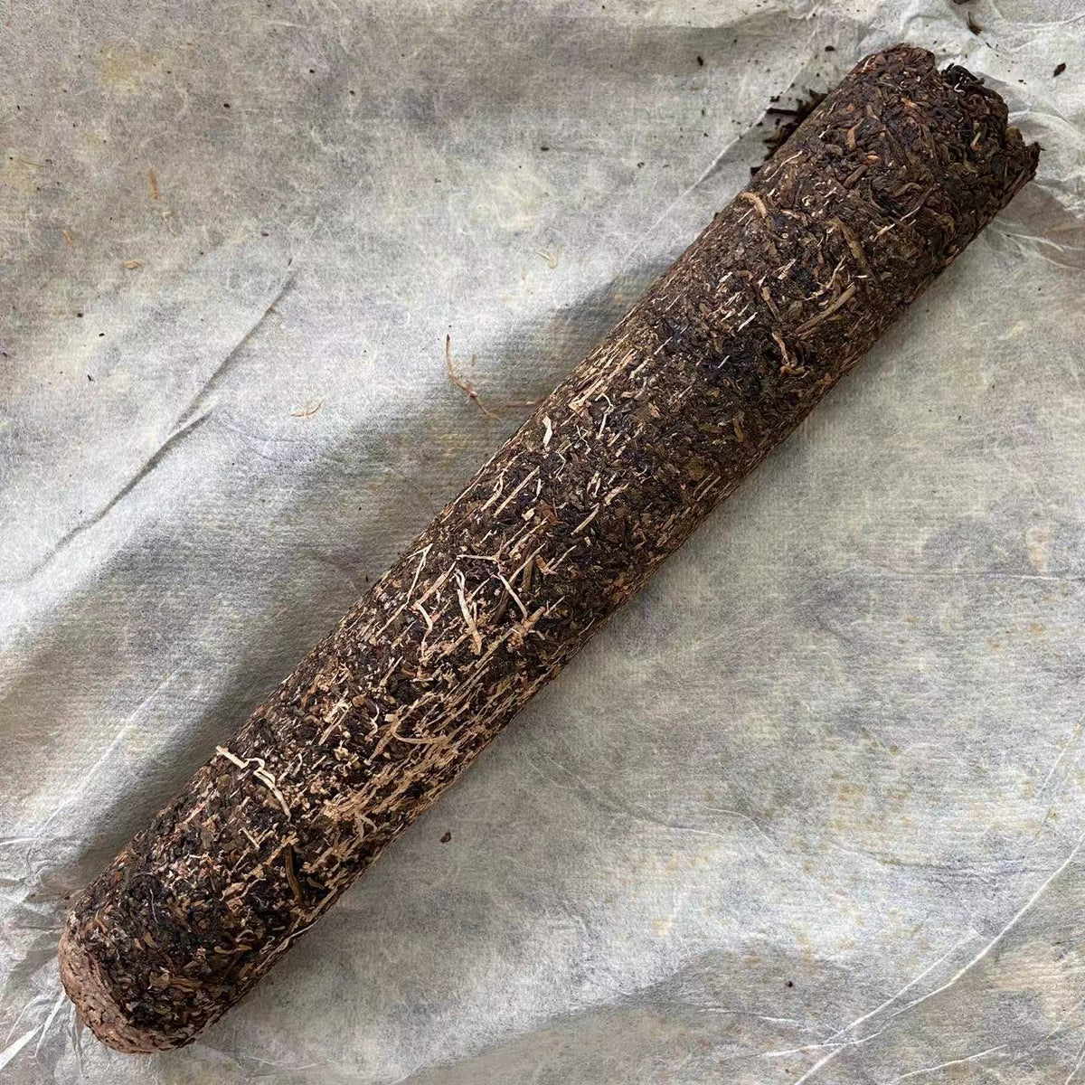 2005 KingTeaMall "Na Ka - Zhu Tong Cha" (Naka - Bamboo Tube Tea) Cylin